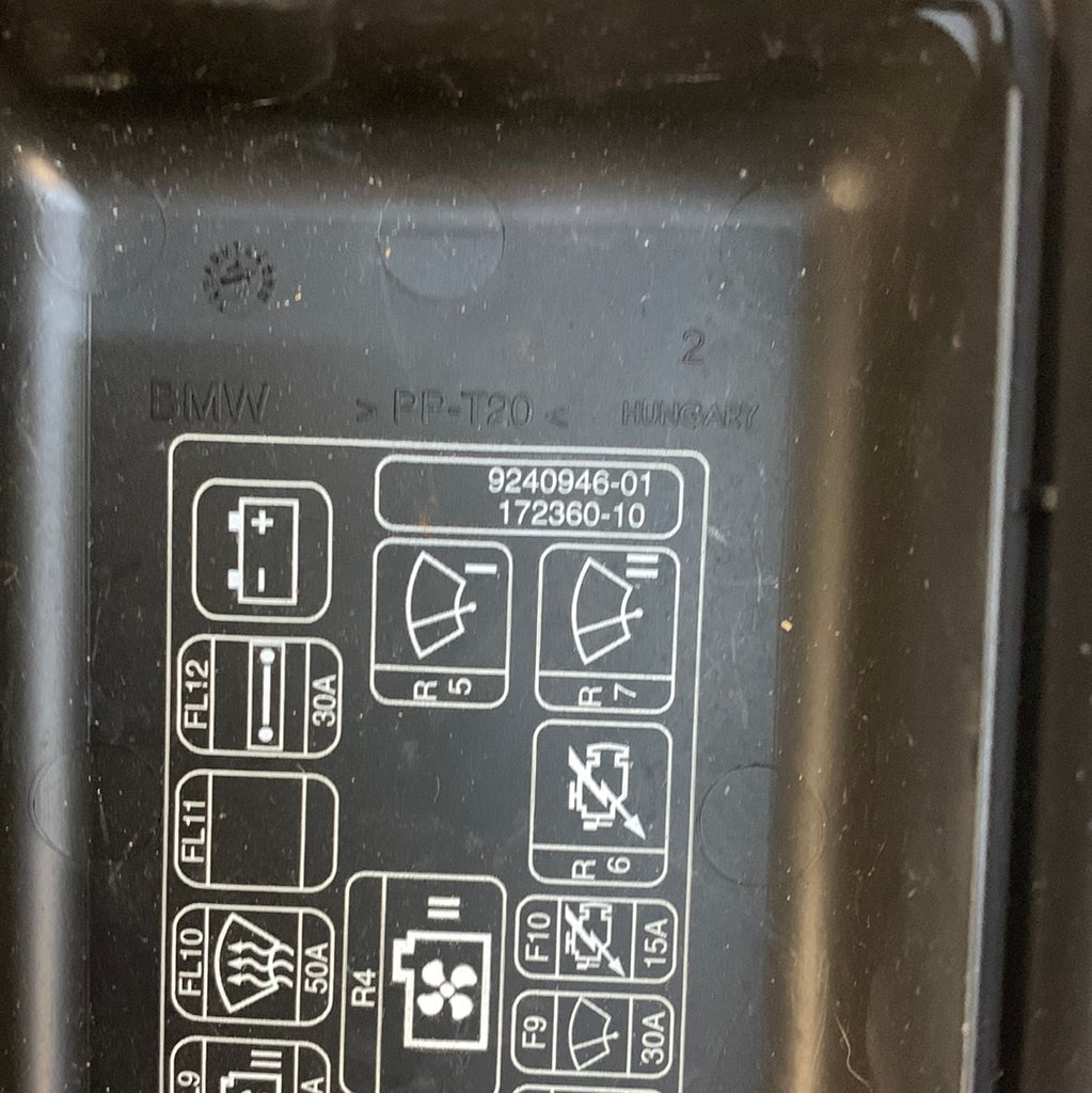 MINI R60 Countryman Engine Bay Fuse Box Cover 9240946 – Proper Parts Co