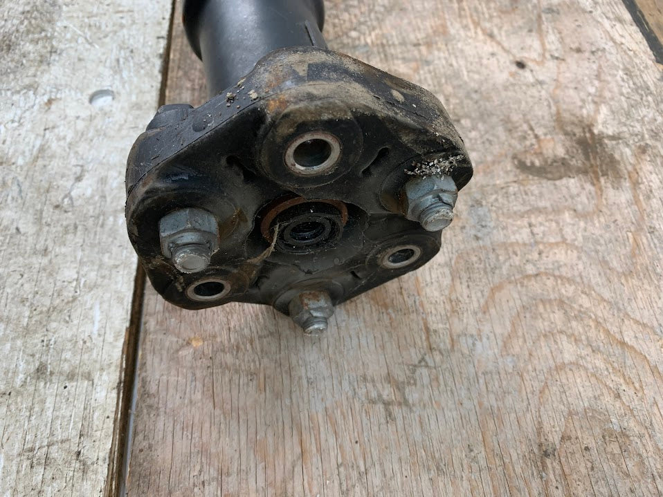 BMW E85/E86 Z4 3.0si/3.0i N52 Automatic Driveshaft 7576031 – Proper ...