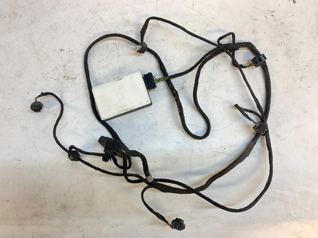 Mercedes-Benz C117 CLA250 Front Radar Distronic Sensor Module W/Harnes ...