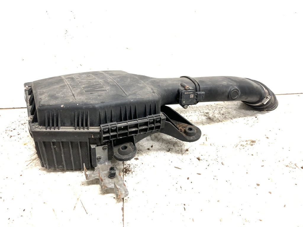 BMW E82 E88 135i N55 Engine Intake Air Filter Box & Duct 7599284 ...