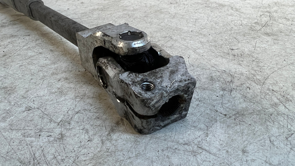 BMW E82/E88 1 Series RWD Steering Column Lower Steering Shaft Joint As ...