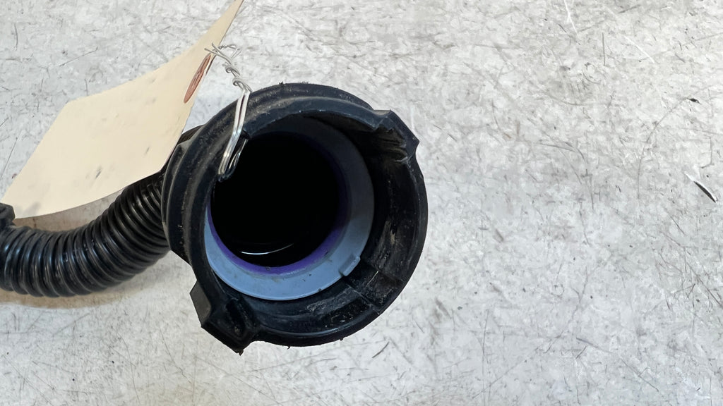 Tesla Model Y Rear Drive Unit/RDU Inverter Inlet Coolant Hose 1077594 ...