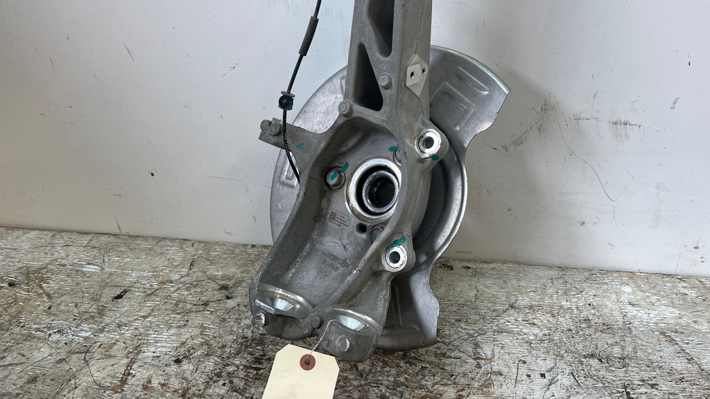 Tesla Model Y Front Right All-Wheel Drive/AWD Knuckle/Hub 1188316-00-E ...