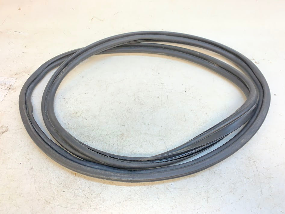 Porsche 986 Boxster S Front Trunk/Frunk Seal – Proper Parts Co