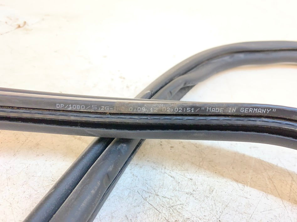 Porsche 986 Boxster S Front Trunk/Frunk Seal – Proper Parts Co