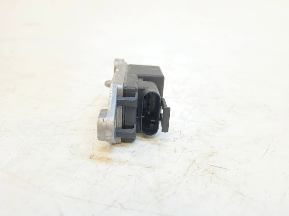Porsche 986 Boxster S Impact Sensor 99661822101 – Proper Parts Co