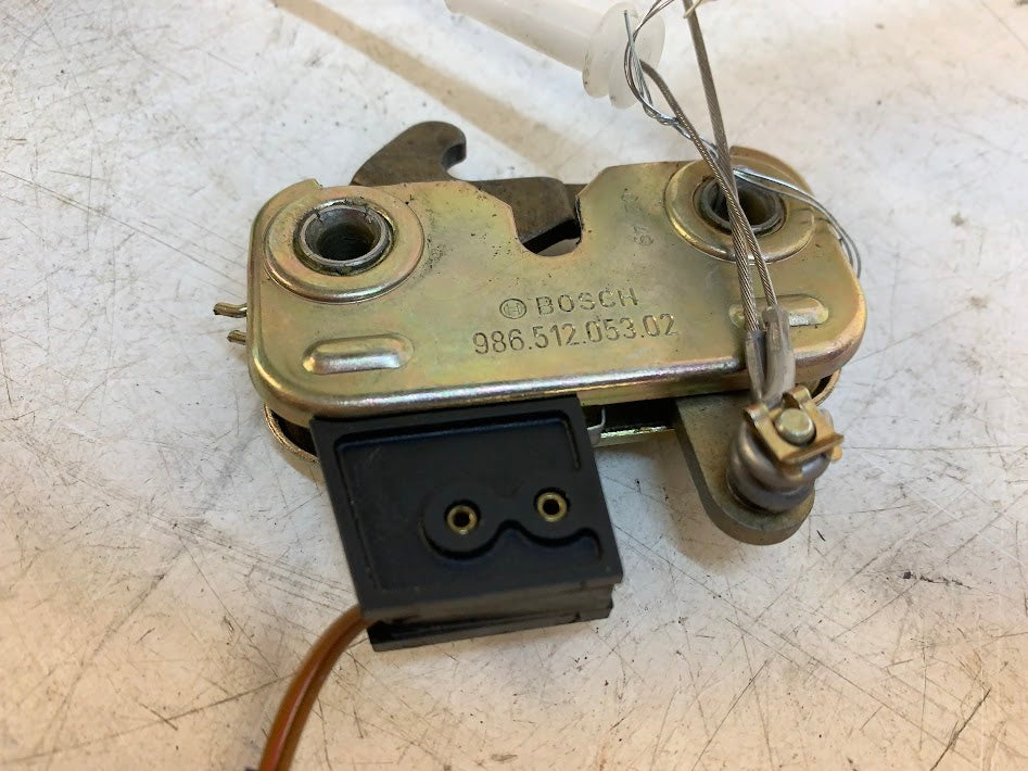 Porsche 986 Boxster S Rear Trunk Lock Latch W/Actuator 98651205302 ...