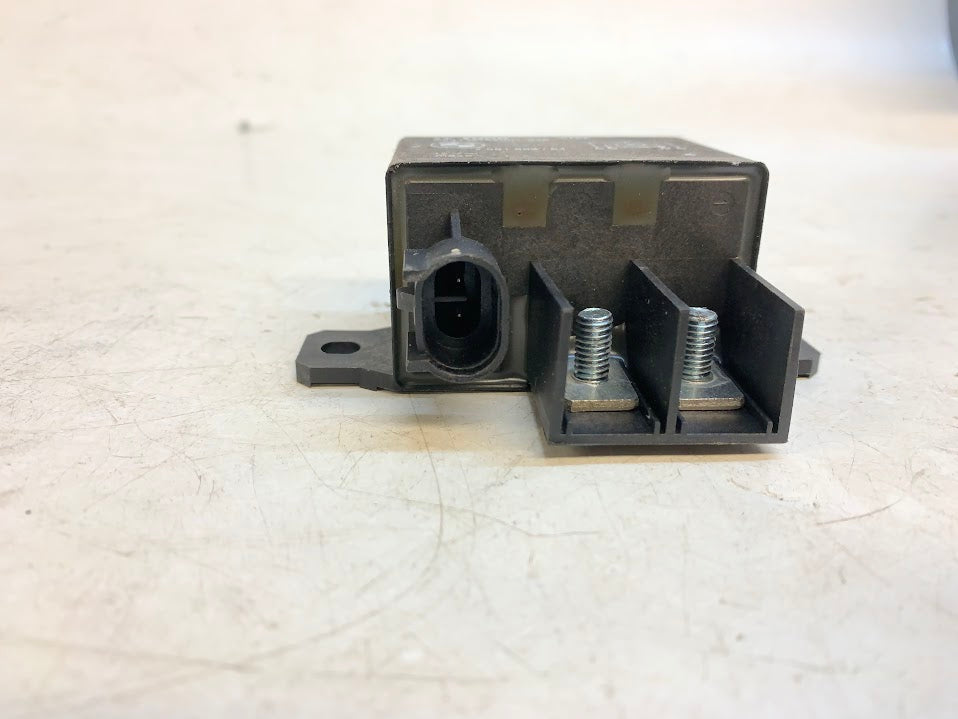 BMW E92 E93 E90 M3 Cooling Fan Relay Module 7661503 – Proper Parts Co