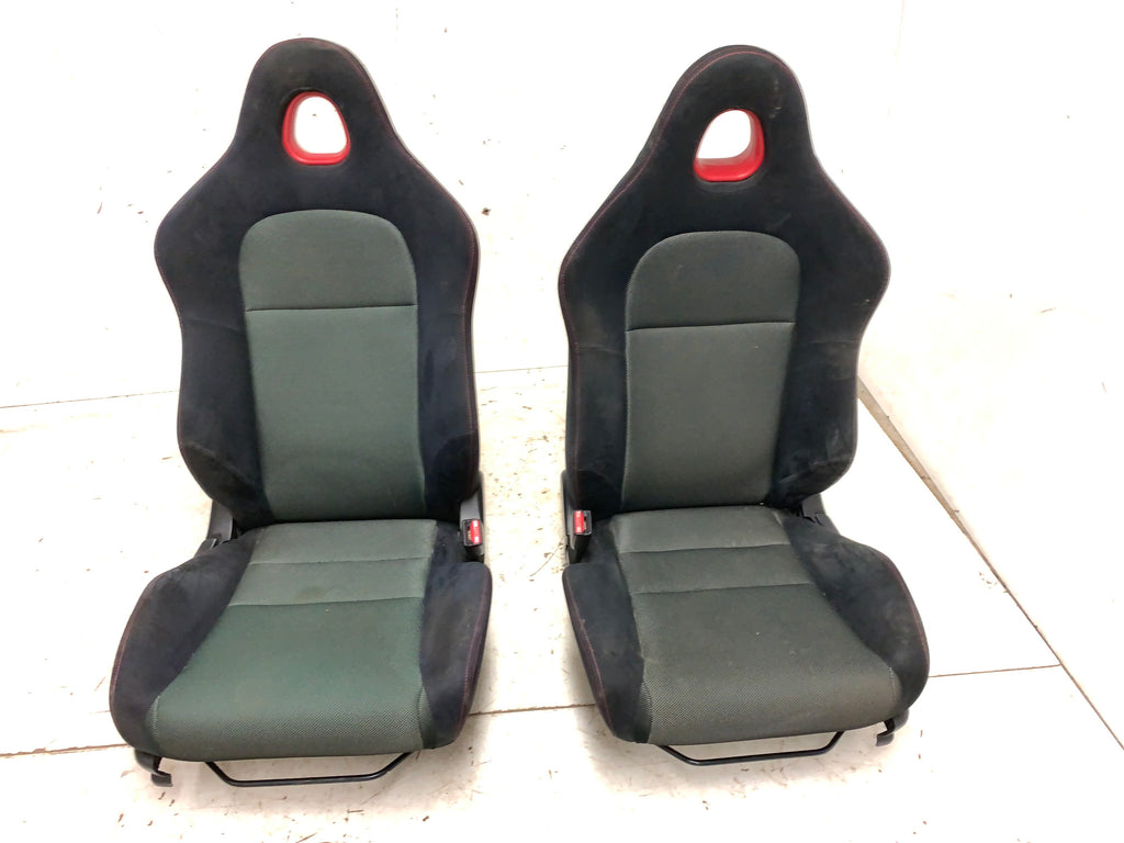 2002-2005 Honda EP3 Civic SiR Front Seats – Proper Parts Co