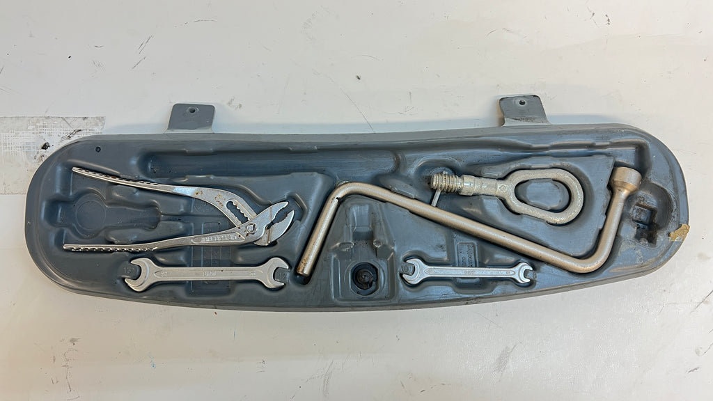 BMW E46 3 Series Coupe/Sedan Trunk Tool Kit – Proper Parts Co