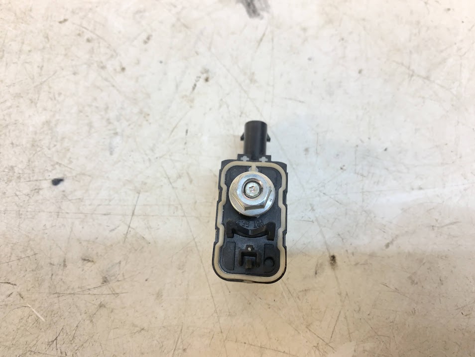 BMW F30 F32 F80 M3 340xi 440xi 335xi 435xi Door Impact Crash SRS Senso ...