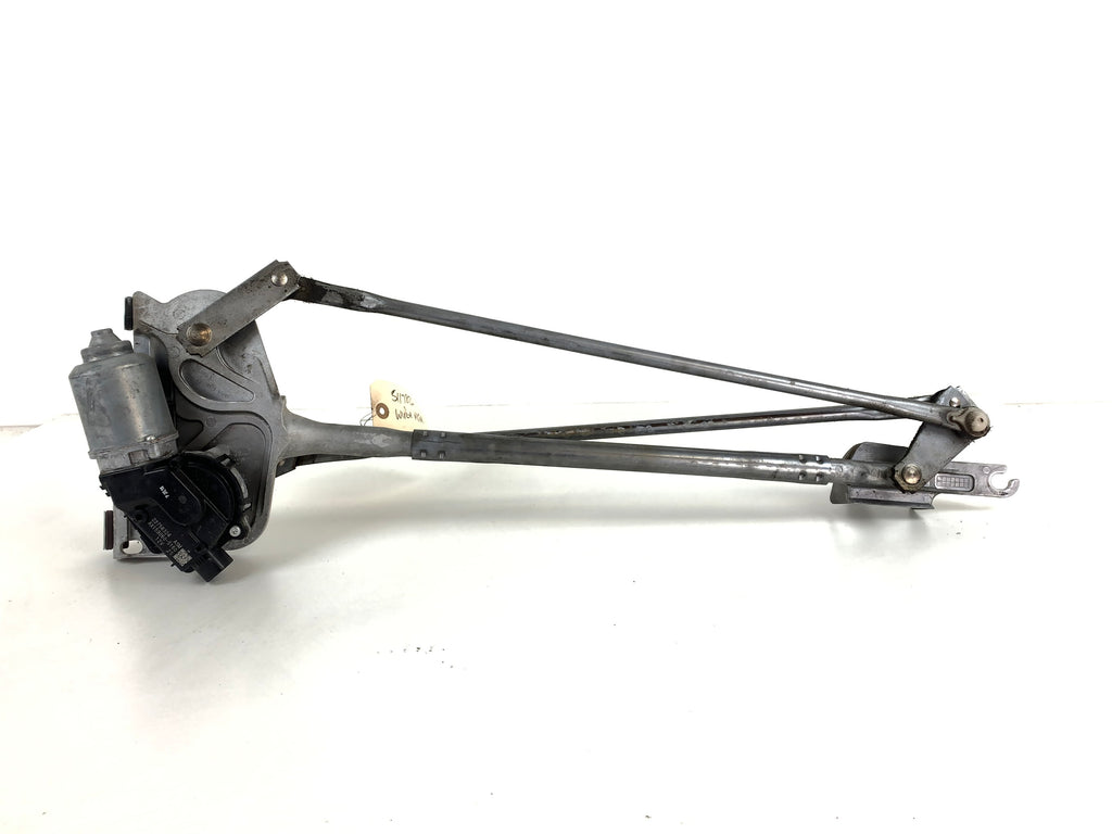 Chevrolet C7 Corvette Front Windshield Wiper Linkage & Motor 22756324 ...