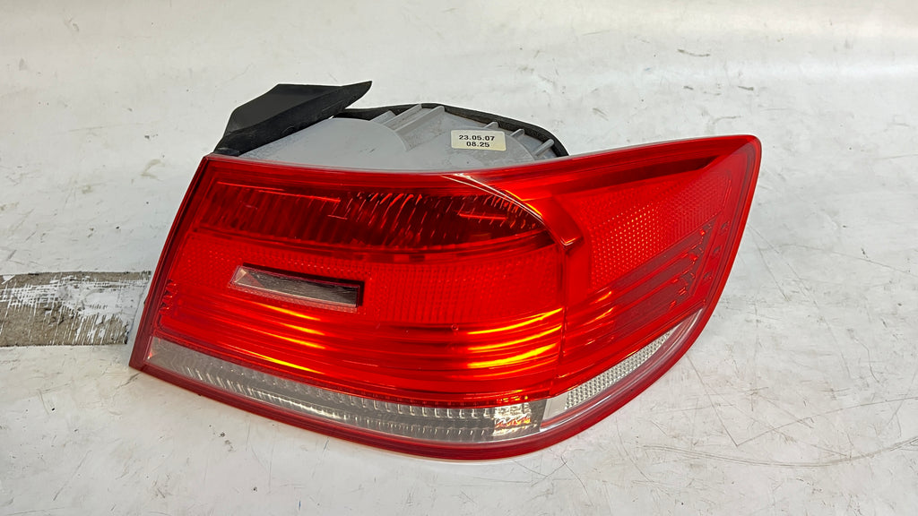 BMW E92 M3 335i 328i Pre-LCI Right Outer Quarter Panel Tail Light 6321 ...