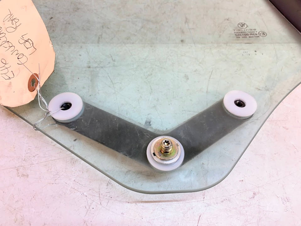 BMW E46 3 Series Convertible Left/Driver Side Rear Window 51368209423 ...