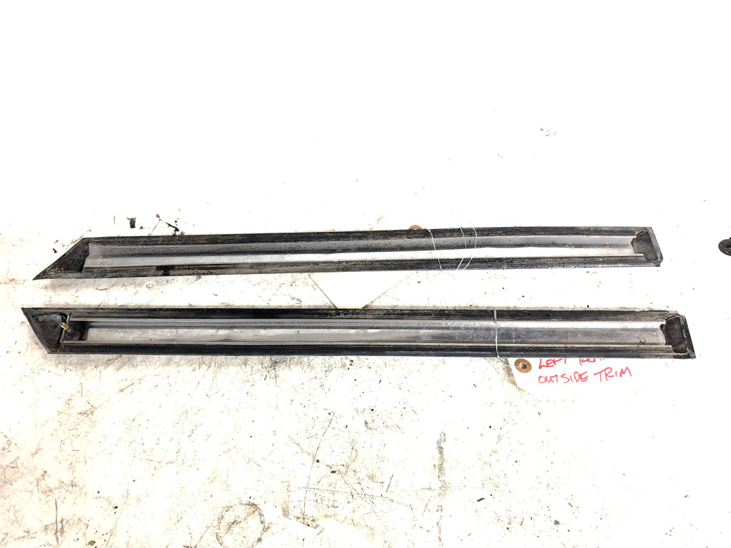 BMW E21 320i 323i 318i Left/Right Quarter Panel Trim Set – Proper Parts Co
