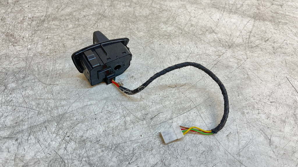 BMW E60 M5 Steering Wheel Adjustment/Heated Steering Wheel Button 6131 ...