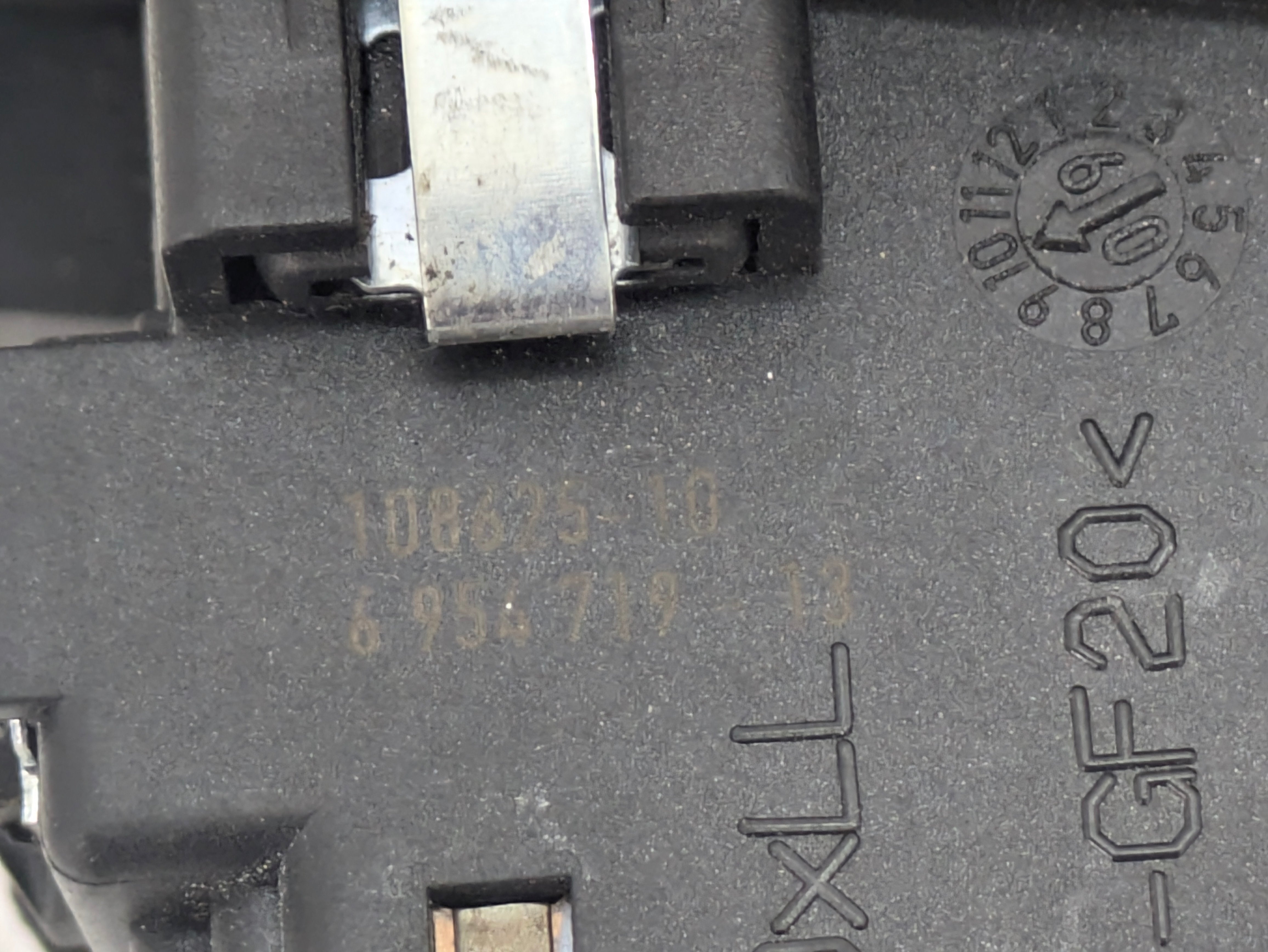 BMW E90 E91 E92 E93 335xi 330xi 328xi 325xi 323i 3 Series Key Fob Read ...