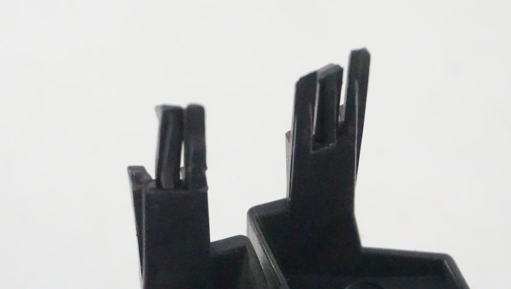 BMW E46 FACELIFT SEDAN HEADLIGHT WASHER TRIM PAIR – Proper Parts Co