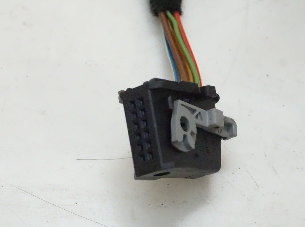 BMW E9X CIC IDRIVE/NAVIGATION WIRING HARNESS CUT – Proper Parts Co