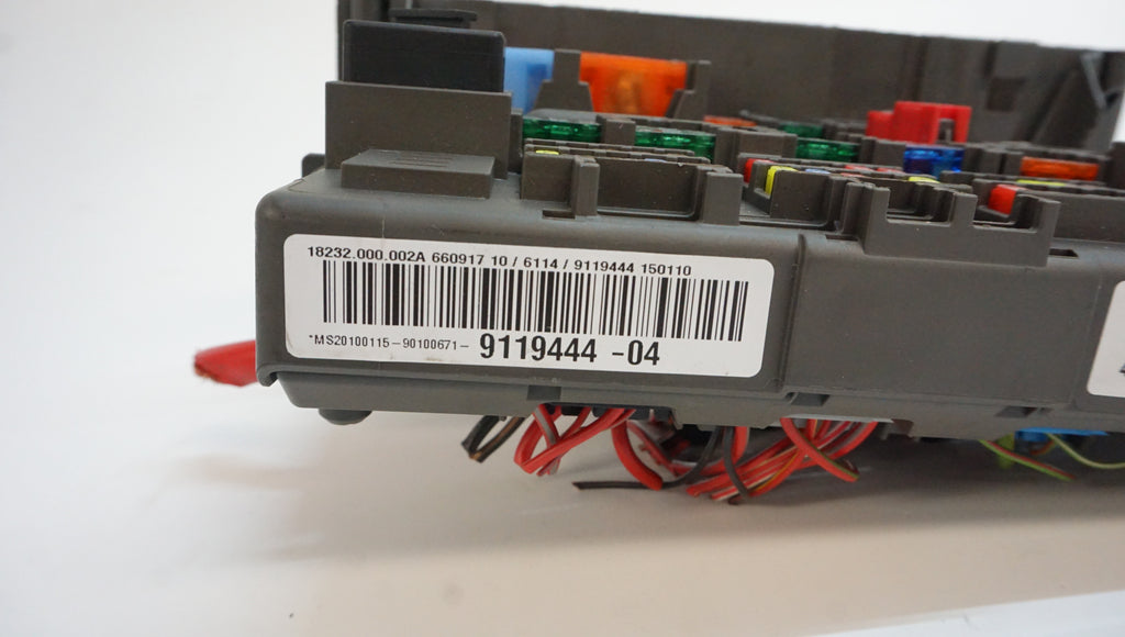 BMW E9X E8X FUSE BOX – Proper Parts Co