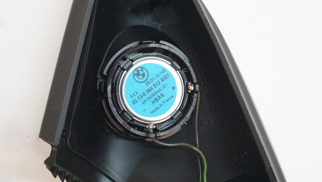 BMW E82/E88 HI-FI RIGHT DOOR TWEETER & TRIM 65136964012 / 51337199598 ...