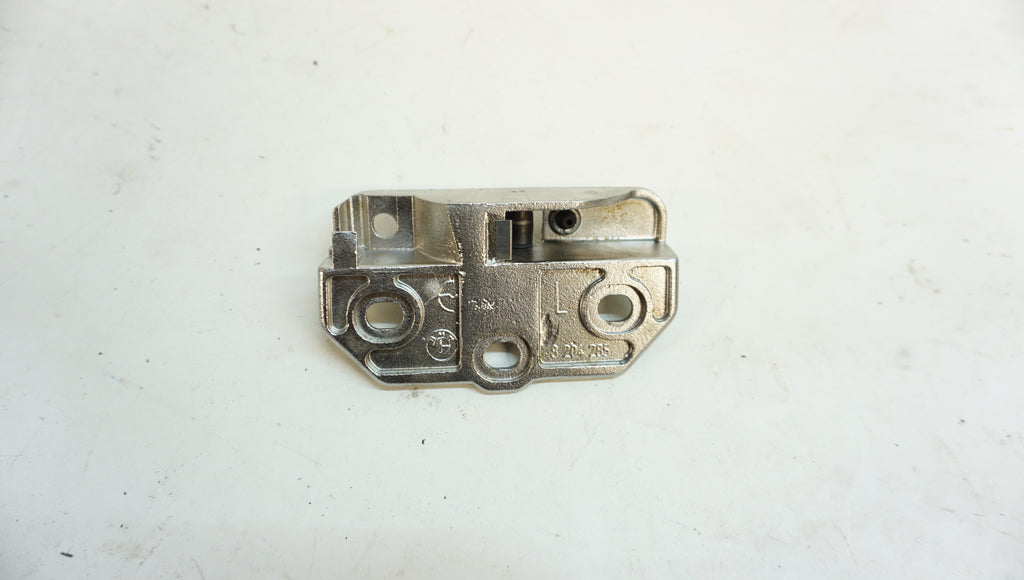 BMW E46 Convertible Top Left Baseplate 8204285 – Proper Parts Co